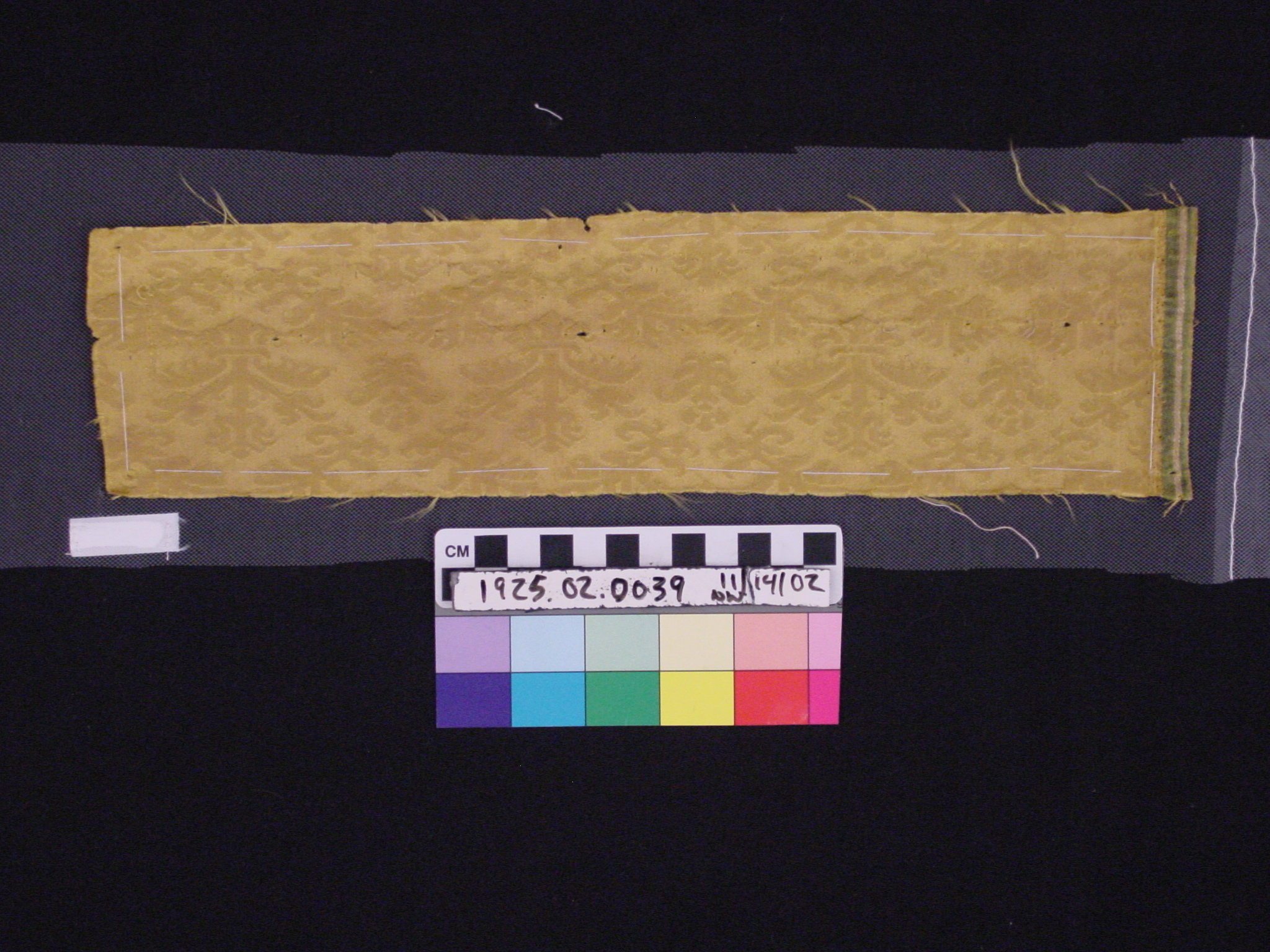 Material Sample: Cloth Fragment, Search the Collection, Spurlock Museum ...